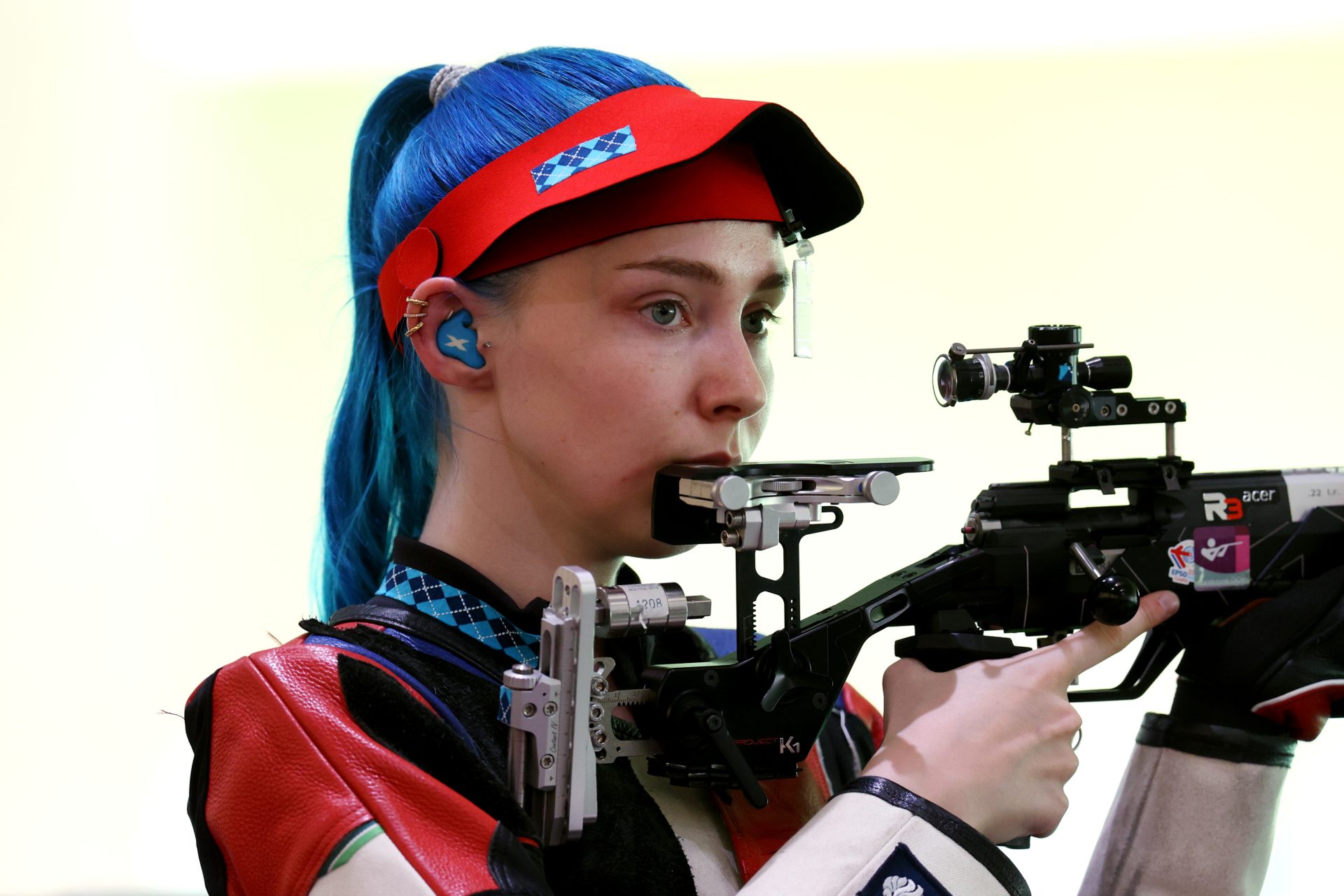 McIntosh overcomes identity crisis to return to top of shooting | North ...