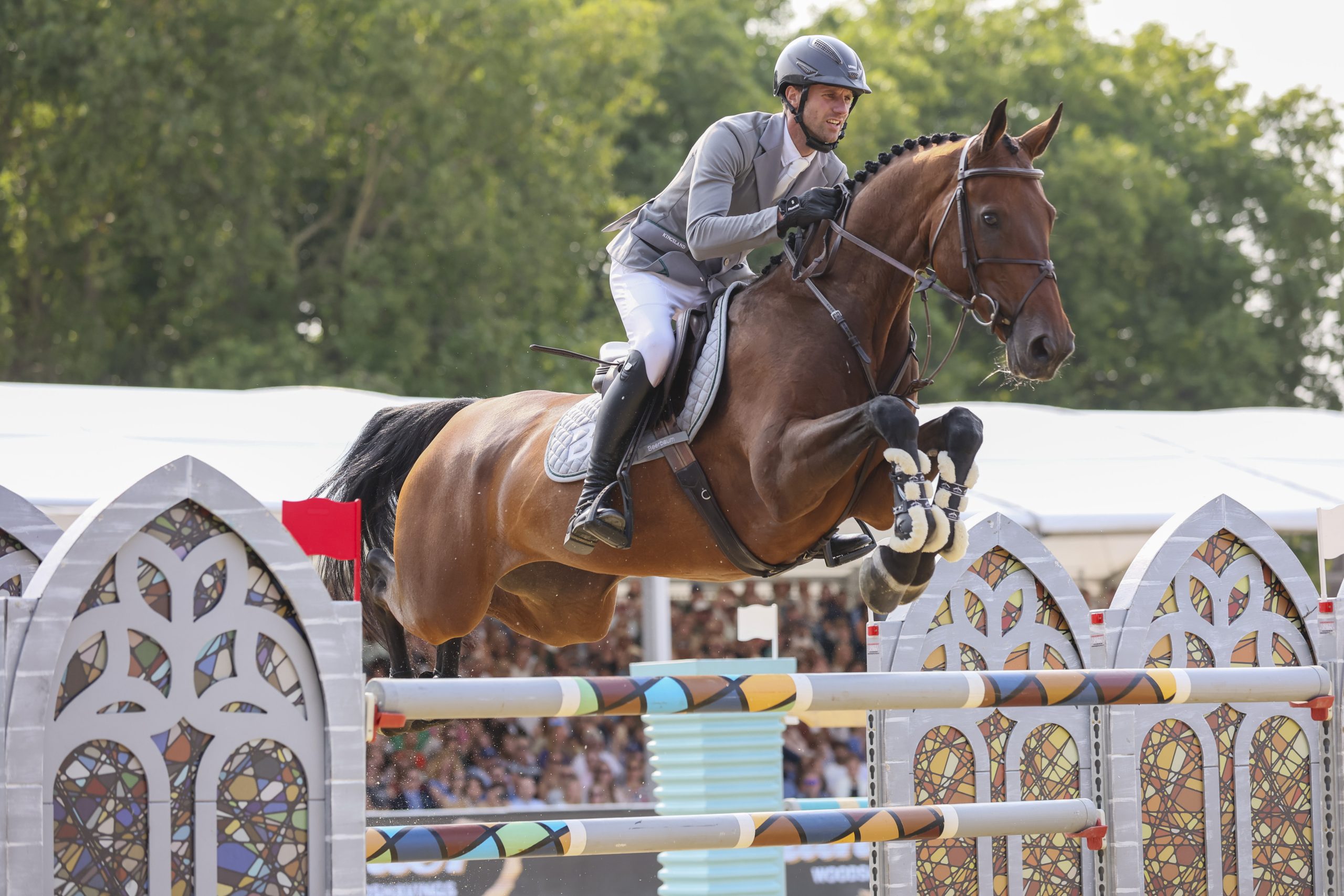 Thomas Muller's horse powers to impressive second place at Longines ...